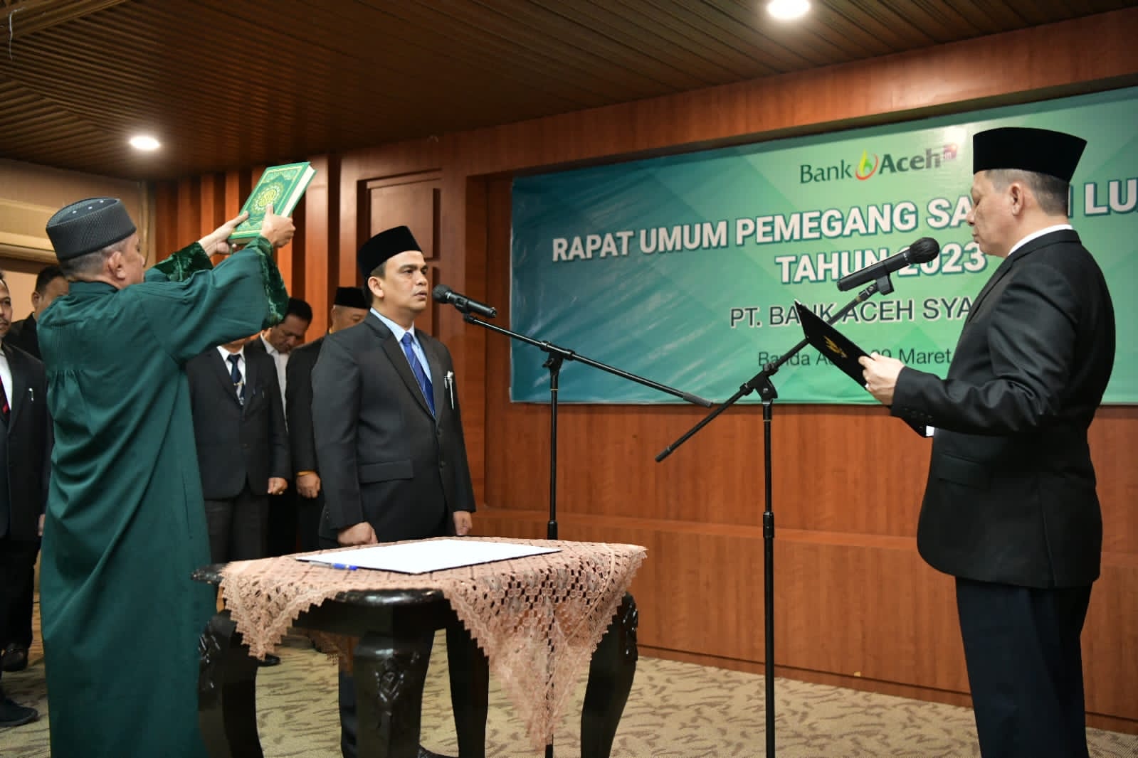 Muhammad Syah Resmi Jabat Dirut Utama PT Bank Aceh Syariah