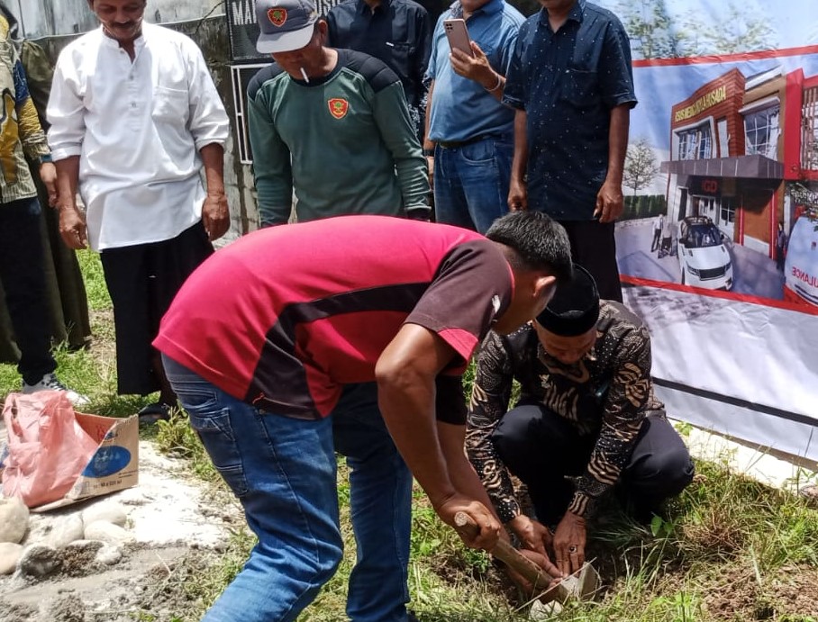 Akses Layanan Kesehatan Jauh, Anggota DPRK Aceh Barat Ini Bangun Rumah ...