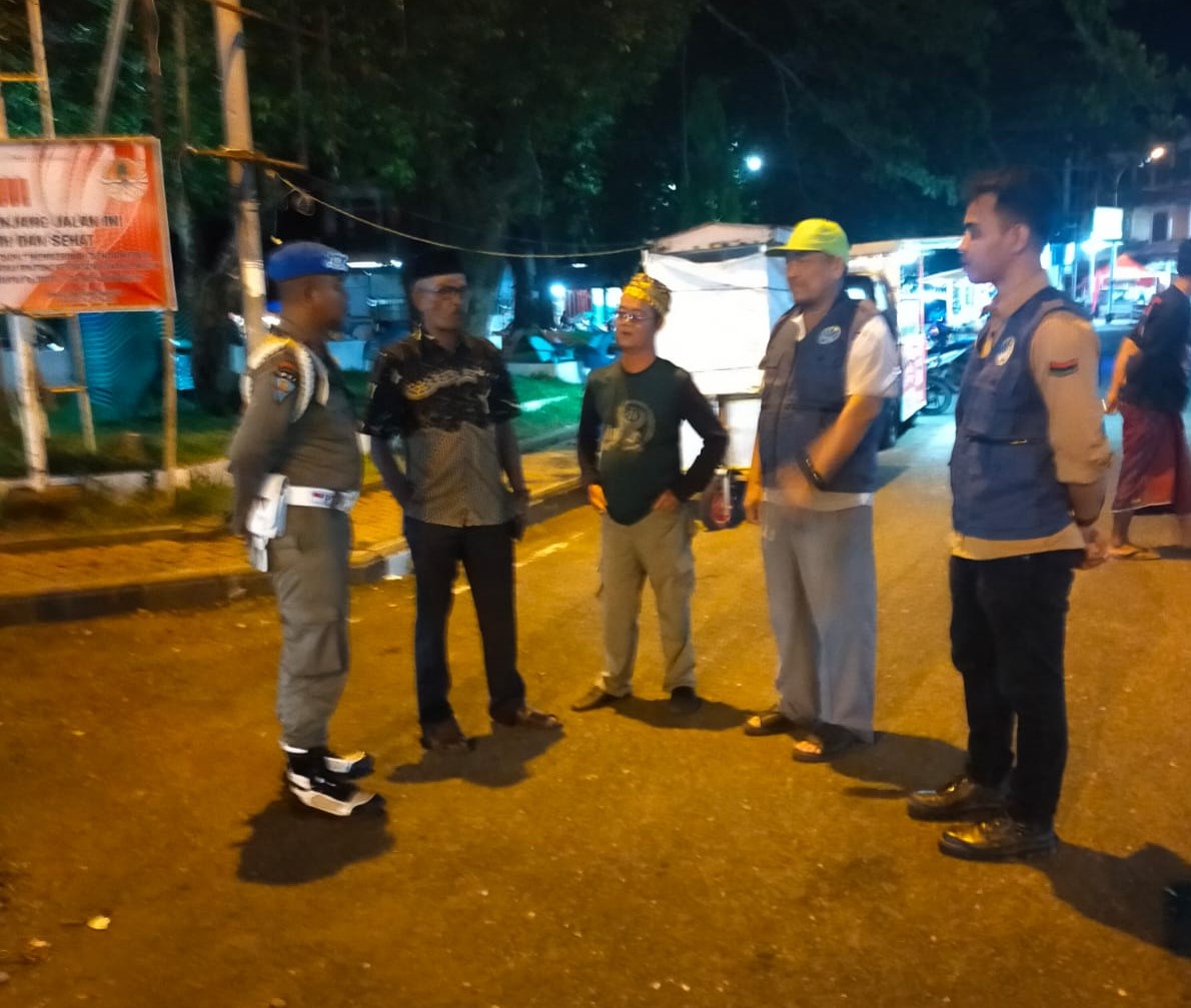 Gelar Patroli DLHK Dan Satpol PP Aceh Barat Tangkap Pelaku Buang Sampah Sembarangan